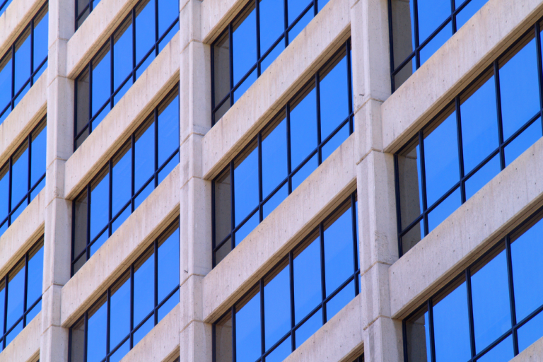 6 Tips for Selecting the Best Commercial Impact Windows